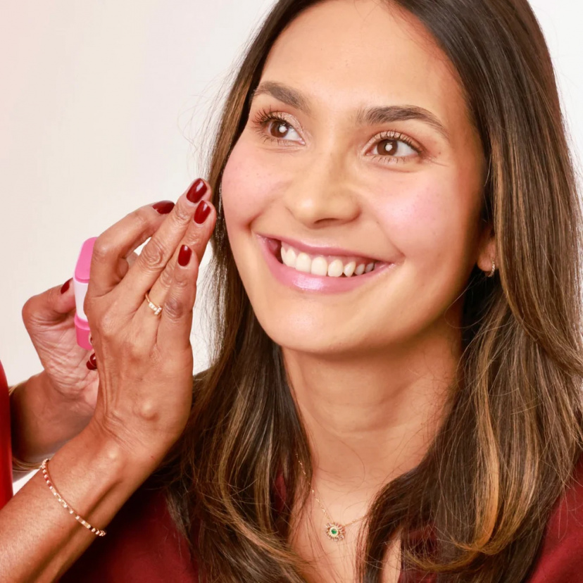 Köp Ruby Hammer - Cheek Colour - Nude - Cow Parfymeri