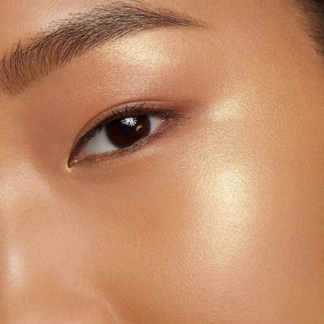 Köp Surratt Beauty - Perfectionniste Primer - Cow Parfymeri